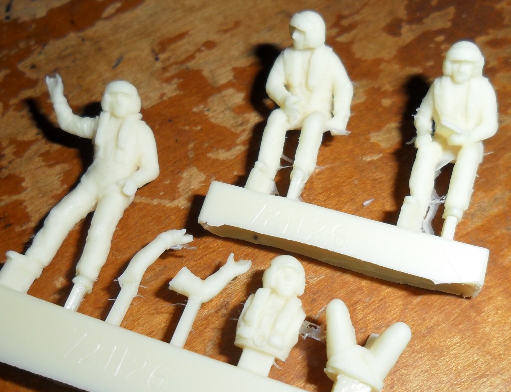 Kit Bashing: PJ Production has new pilot figures: 1/32 Soviet, 1/48 ...