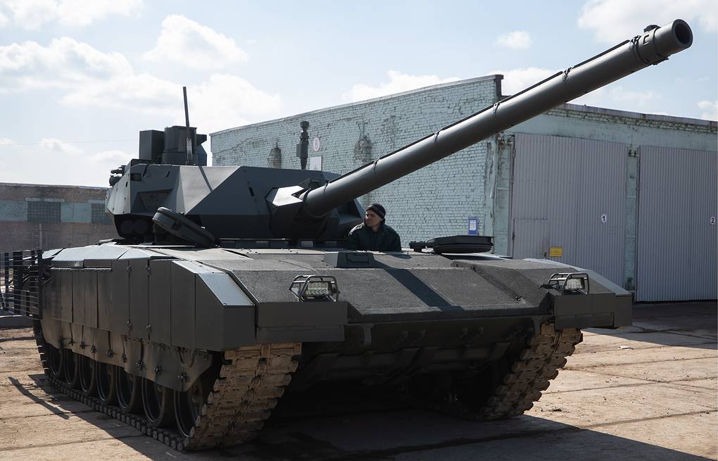 Vehicle I-D: Video of new Russian T-14 Armata panzer, T-15 ICV and T-16 ...