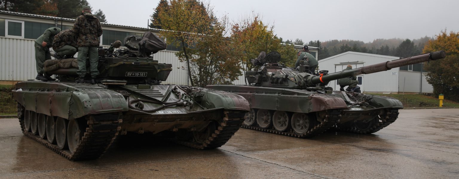 Soviet era tanks now in use by NATO: Slovenian M84A4 | Blind Bat News