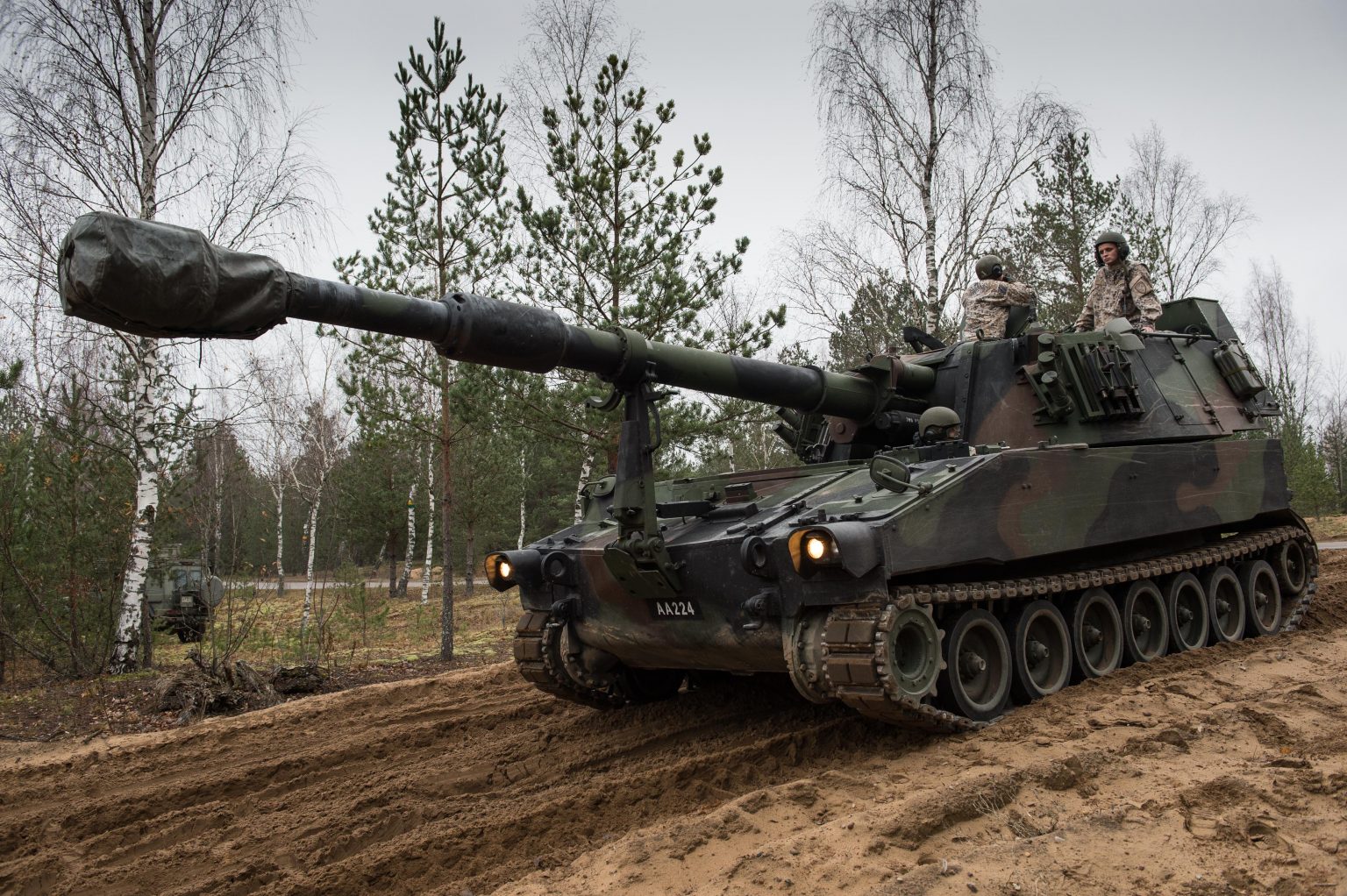 NATO Vehicle I-D: Latviski M109A5Ö (the Ö is for Österreich) | Blind ...