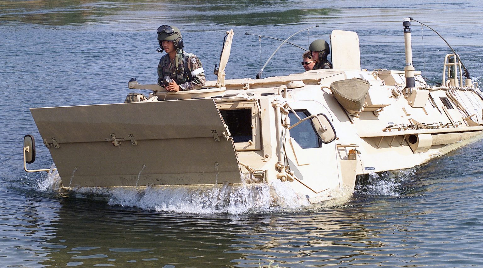 Vehicle I-D: M93 Fox NBCRSV, Cold War & beyond | Blind Bat News