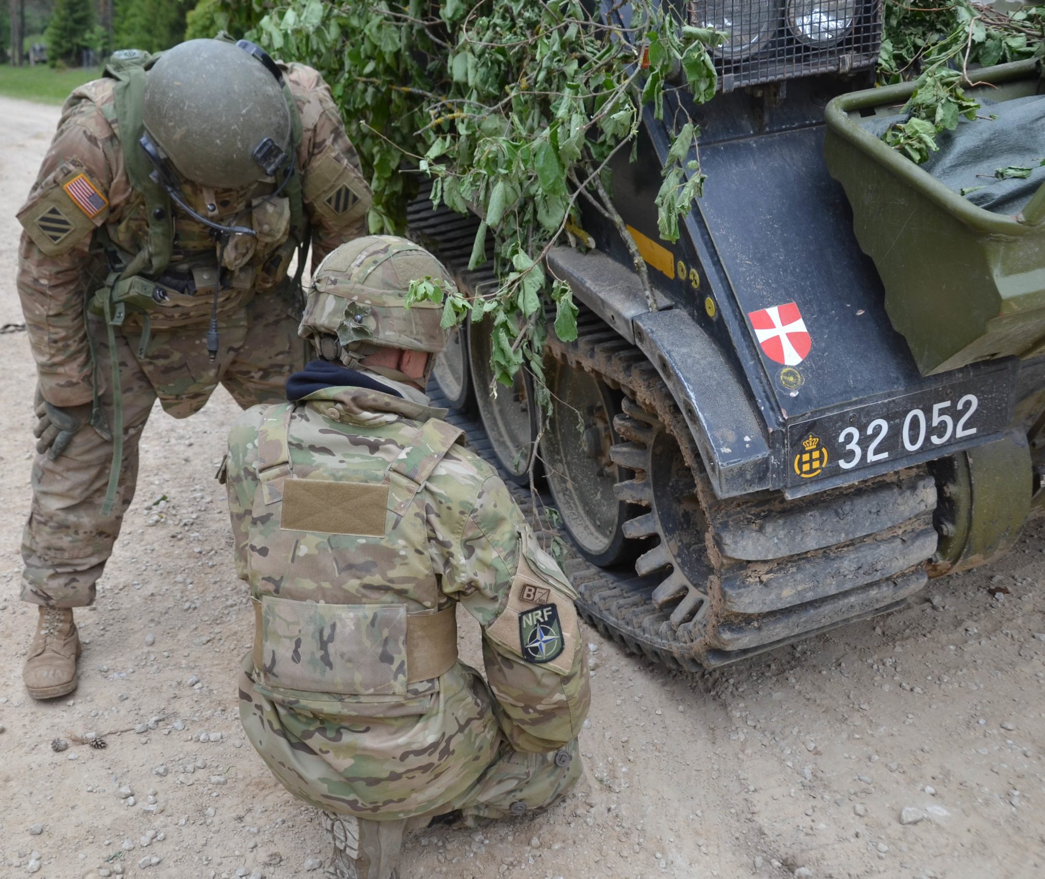 Vehicle I-D: Canada’s British Empire M113, not your Uncle Sam’s M113 ...