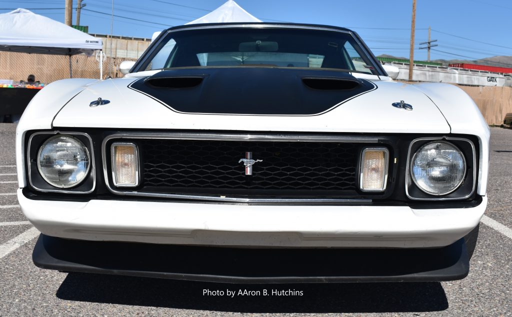 07-22-2023 ’73 Ford Mustang Mach-1 face | Blind Bat News